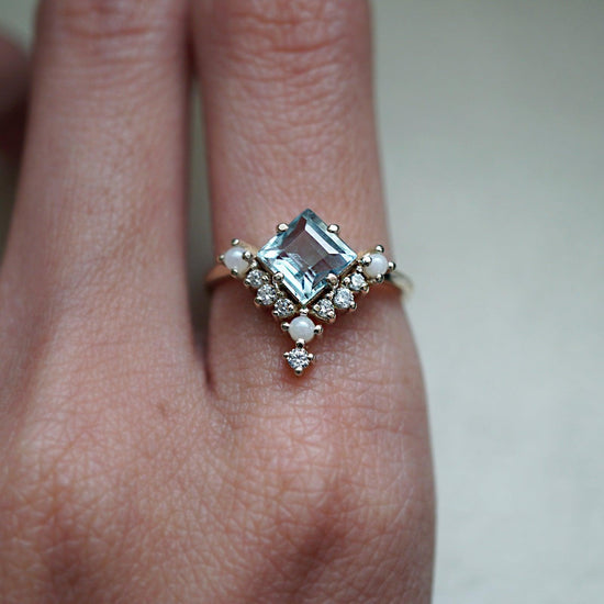 14K Aquamarine Mermaid Pearl Ring