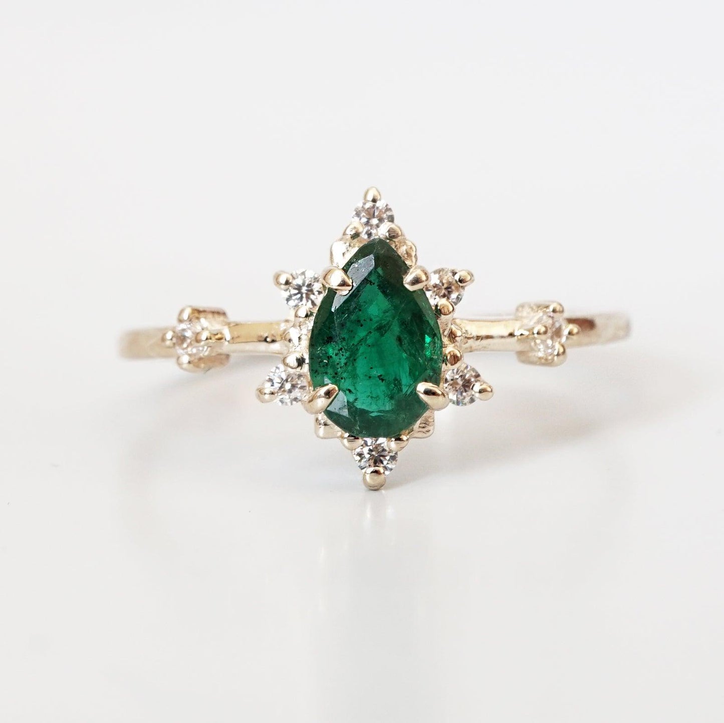 14K Emerald Diamond Crush Ring