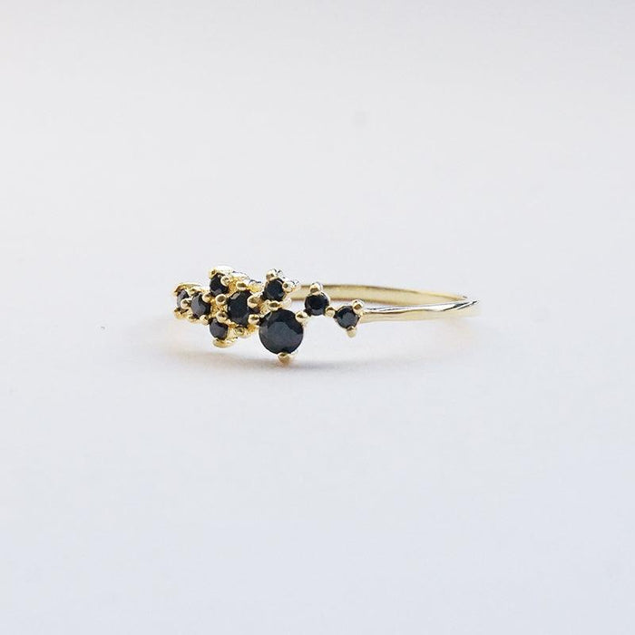 14K Snow & Night Queen Dainty Ring (Black and White Diamonds)